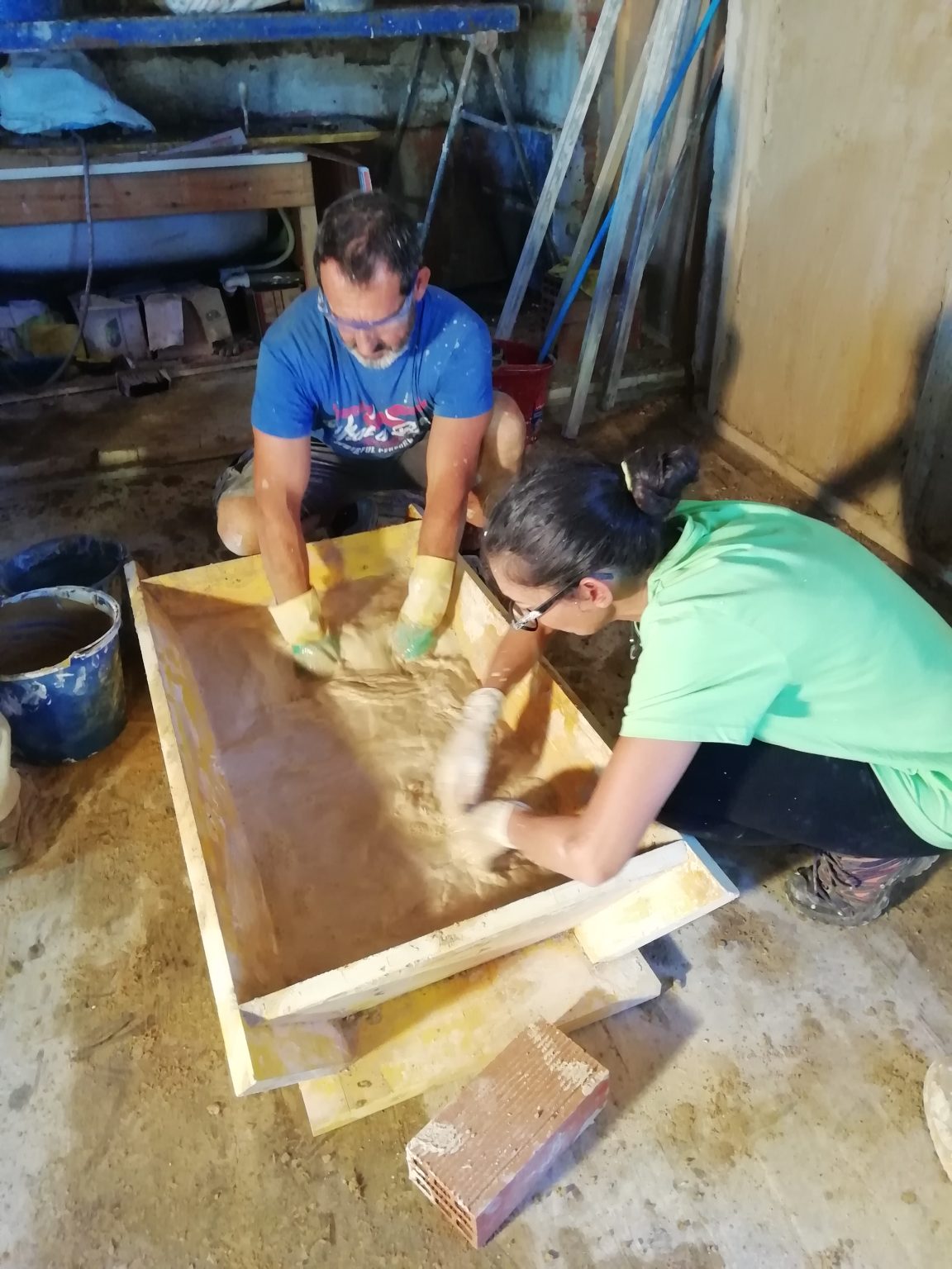 Trabadillo (cal y yeso) como método constructivo y de acabado - Homofaber